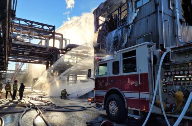 울산 SK에너지 ESS 화재…2시간 40분 만에 초기진화 | 서울특별시 미디어재단 TBS